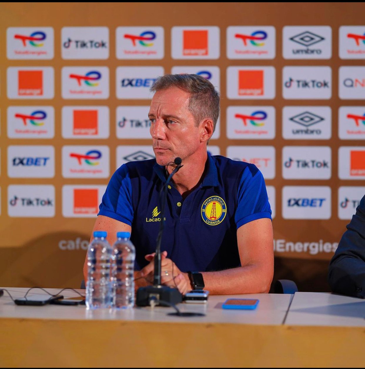 É NOTÍCIA: Alexandre Santos diz 'sim' à renovação mas com valores altos ...